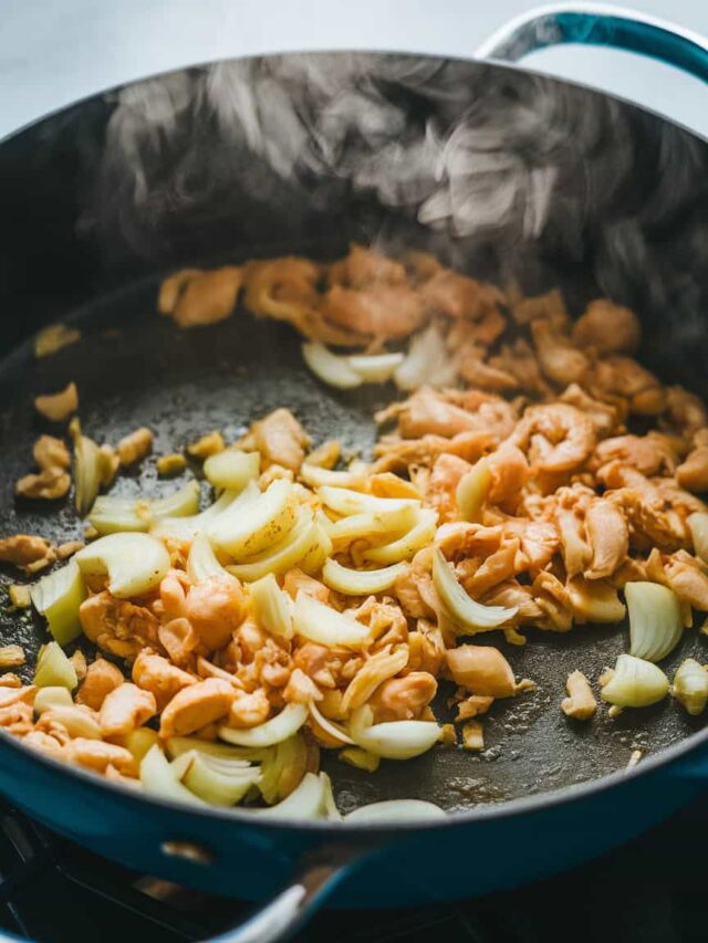 Bright & Creamy Coconut Chicken Curry | BeginnerFood